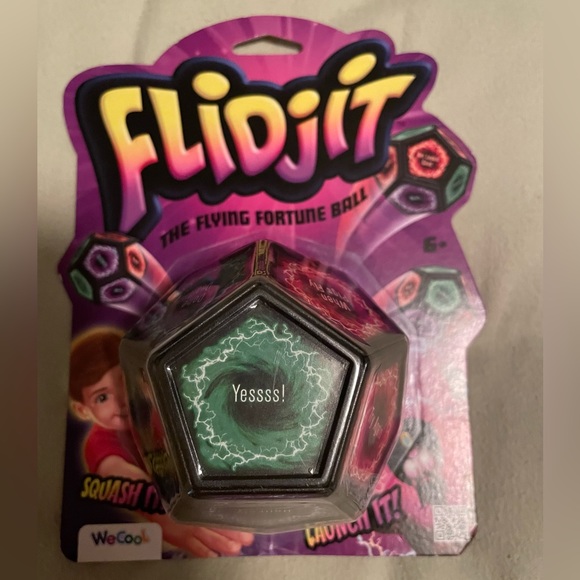 wecool | Toys | New Flidjit Fortune Teller Ball We Cool Ask A Yes Or No ...